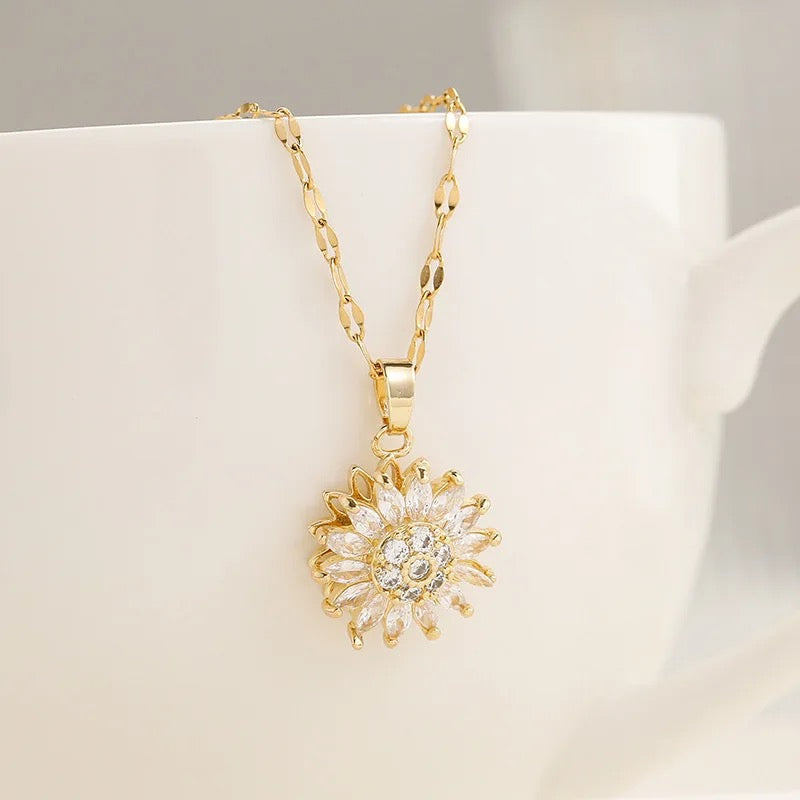 Spinning Sunflower Rotating Necklace For Women – Hiyaro